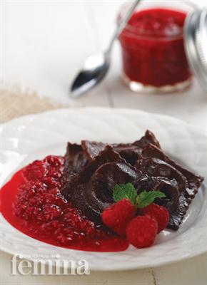 Chocolate Ravioli With Raspberry Sauce