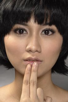 Makeup Untuk Mata Bulat Besar